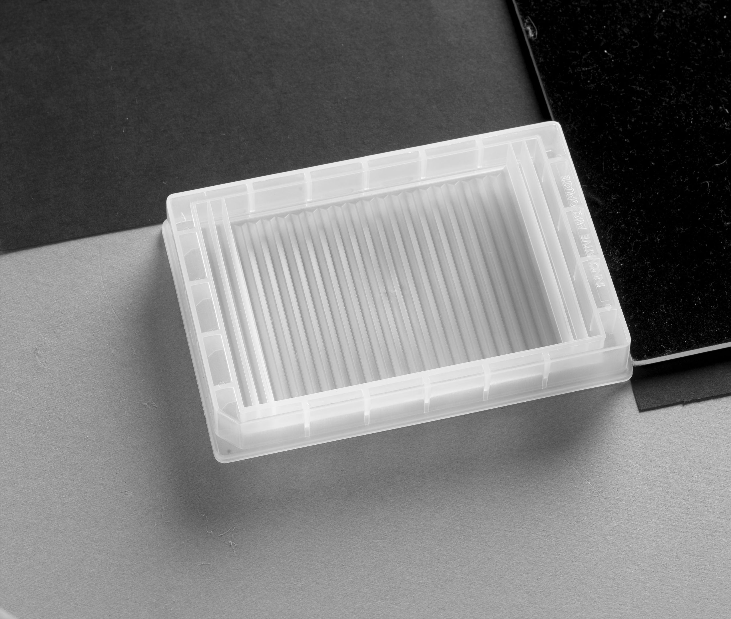 49.3 ml Reservoir plate: 4 controls and 20 columns V bottom - Porvair ...